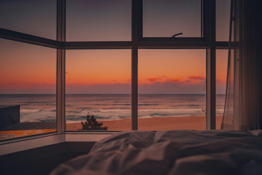 How to Sleep Better: The Importance of Morning Sunlight - Runlovers
